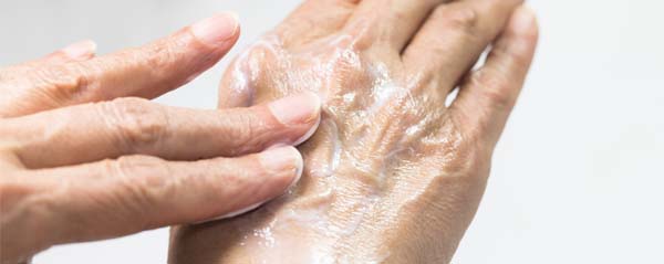 5 tips to help dry, cracked skin on hands